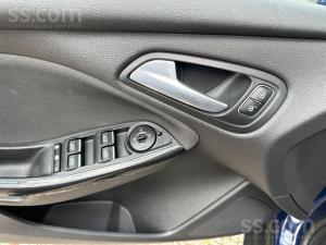 Blue Ford Focus 2018 in Cesis, with an engine capacity of 2.00 L and mileage of 0 thousand km for 8900 €, photo 12 on AUTOMOTO.COM.LV