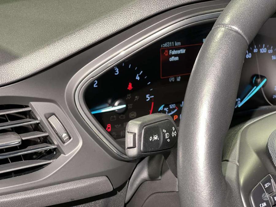 Blue Ford Focus 2019 in Marijampole, with an engine capacity of 2.00 L and mileage of 156 thousand km for 11550 €, photo 37 on AUTOMOTO.COM.LV