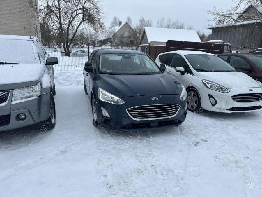 Blue Ford Focus 2019 in Vilnius, with an engine capacity of 1.00 L and mileage of 204 thousand km for 5700 €, photo 2 on AUTOMOTO.COM.LV