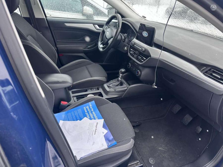 Blue Ford Focus 2019 in Vilnius, with an engine capacity of 1.00 L and mileage of 204 thousand km for 5700 €, photo 6 on AUTOMOTO.COM.LV