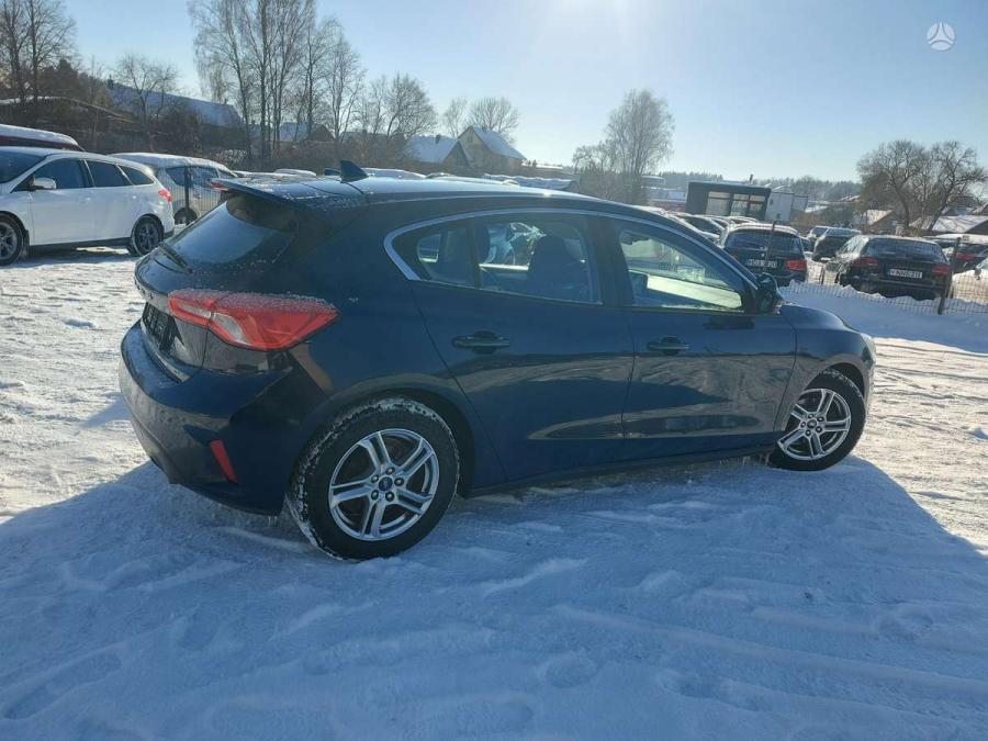 Zils Ford Focus 2019 Viļņa, ar dzinēja tilpumu 1.00 L un nobraukumu 200 tūkst. km par 6200 €, foto 3 vietnē AUTOMOTO.COM.LV