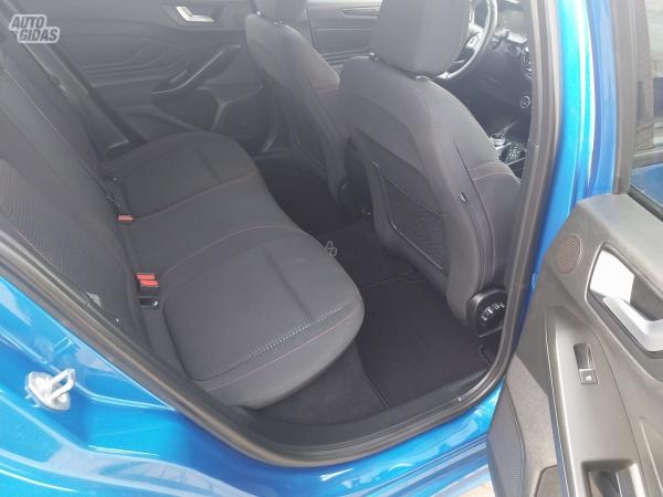 Blue Ford Focus 2019 in Taurage, with an engine capacity of 1.00 L and mileage of 120 thousand km for 8400 €, photo 9 on AUTOMOTO.COM.LV