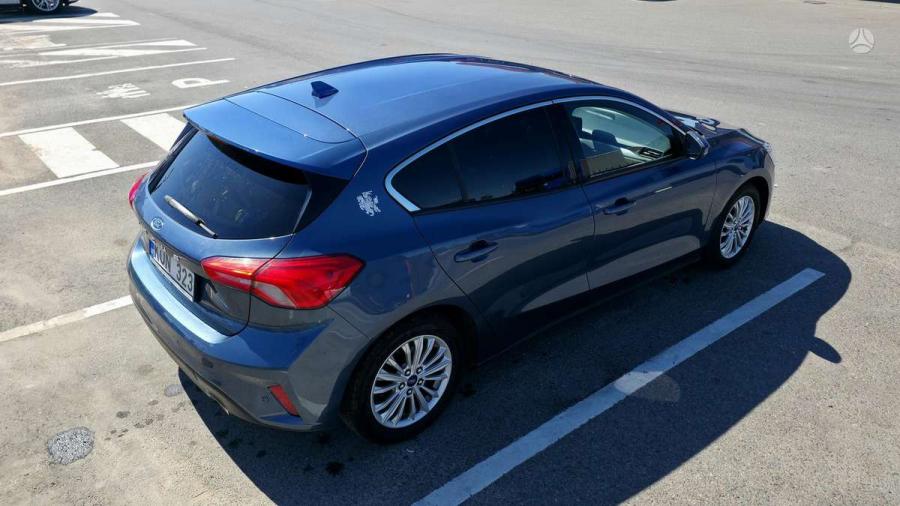 Zils Ford Focus 2019 Viļņa, ar dzinēja tilpumu 1.00 L un nobraukumu 115 tūkst. km par 7500 €, foto 8 vietnē AUTOMOTO.COM.LV