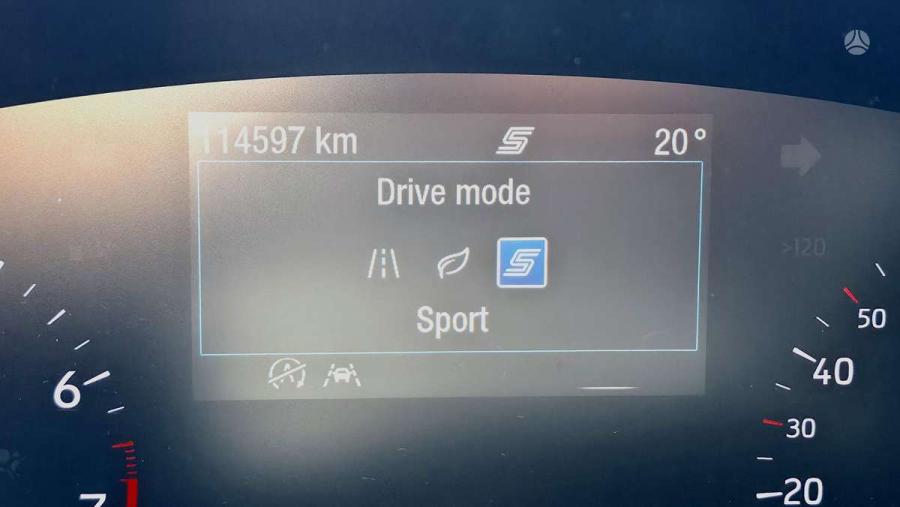 Zils Ford Focus 2019 Viļņa, ar dzinēja tilpumu 1.00 L un nobraukumu 115 tūkst. km par 7500 €, foto 14 vietnē AUTOMOTO.COM.LV