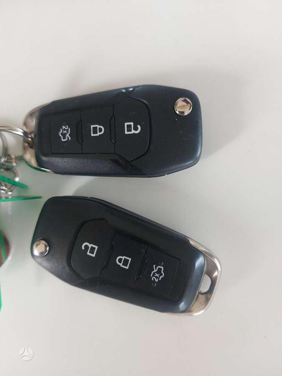 Zils Ford Focus 2019 Viļņa, ar dzinēja tilpumu 1.00 L un nobraukumu 205 tūkst. km par 5600 €, foto 9 vietnē AUTOMOTO.COM.LV