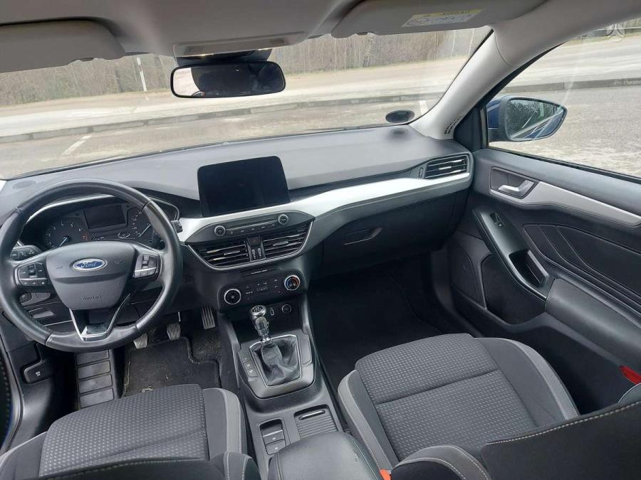 Zils Ford Focus 2019 Viļņa, ar dzinēja tilpumu 1.00 L un nobraukumu 205 tūkst. km par 5600 €, foto 15 vietnē AUTOMOTO.COM.LV