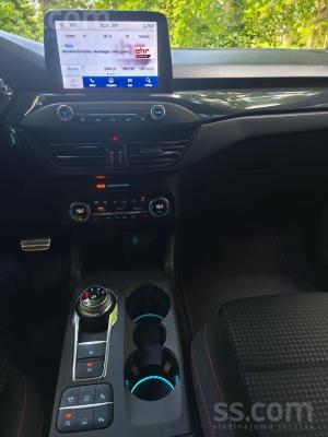 Blue Ford Focus 2020 in Riga, with an engine capacity of 2.00 L and mileage of 126 thousand km for 13900 €, photo 12 on AUTOMOTO.COM.LV
