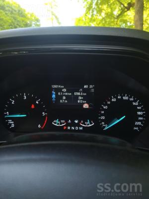 Blue Ford Focus 2020 in Riga, with an engine capacity of 2.00 L and mileage of 126 thousand km for 13900 €, photo 13 on AUTOMOTO.COM.LV