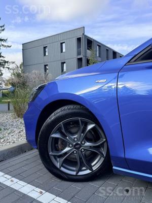 Blue Ford Focus 2020 in Riga, with an engine capacity of 1.50 L and mileage of 82 thousand km for 10490 €, photo 15 on AUTOMOTO.COM.LV
