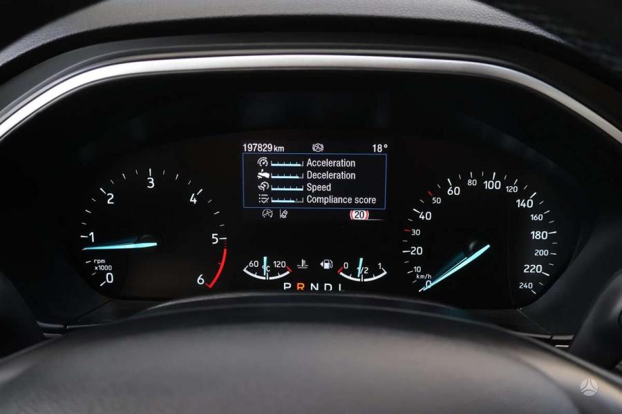 Blue Ford Focus 2021 in Kaunas, with an engine capacity of 1.50 L and mileage of 198 thousand km for 8600 €, photo 20 on AUTOMOTO.COM.LV
