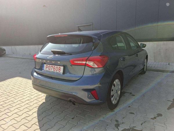 Ford Focus 2021 Viļņa vietnē Zils Ford Focus 2021 Viļņa, ar dzinēja tilpumu 1.00 L un nobraukumu 73 tūkst. km par 9200 €, foto 8 vietnē AUTOMOTO.COM.LV