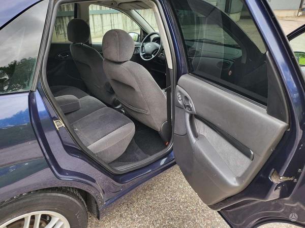 Форд Фокус 2002 в Алитус на AUTOMOTO.COM.LV Синий Форд Фокус 2002 в Алитус, объемом двигателя 1.99 л и пробегом 282 тыс. км за 1360 €, фото 11 на AUTOMOTO.COM.LV