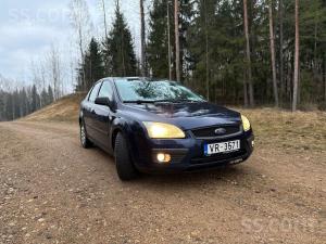 Zils Ford Focus 2006 Rēzekne, ar dzinēja tilpumu 1.60 L un nobraukumu 249 tūkst. km par 990 €, foto  vietnē AUTOMOTO.COM.LV
