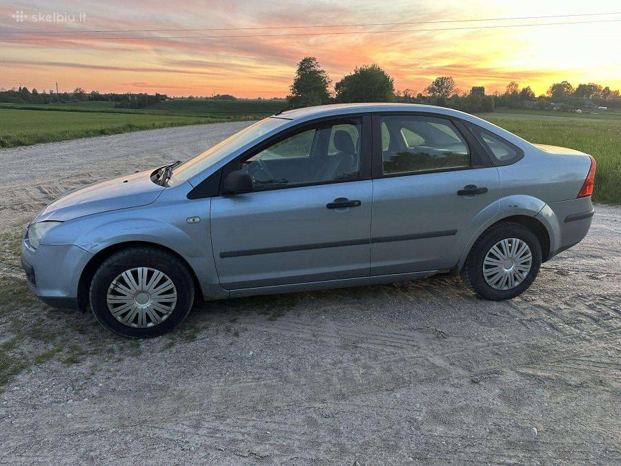 Blue Ford Focus 2006 in Prienai, with an engine capacity of 1.60 L and mileage of 280 thousand km for 650 €, photo 3 on AUTOMOTO.COM.LV