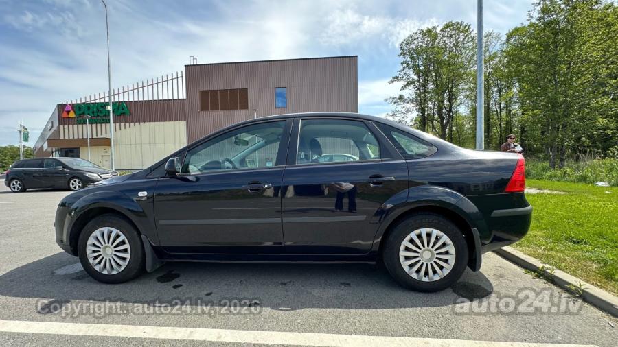 Blue Ford Focus 2007 in Tallinn, with an engine capacity of 1.60 L and mileage of 115 thousand km for 2400 €, photo 6 on AUTOMOTO.COM.LV