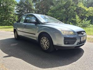 Zils Ford Focus 2007 Kauņa, ar dzinēja tilpumu 1.60 L un nobraukumu 160 tūkst. km par 1200 €, foto 4 vietnē AUTOMOTO.COM.LV