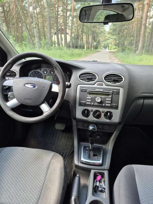 Blue Ford Focus 2007 in Kaunas, with an engine capacity of 1.60 L and mileage of 160 thousand km for 1200 €, photo 8 on AUTOMOTO.COM.LV