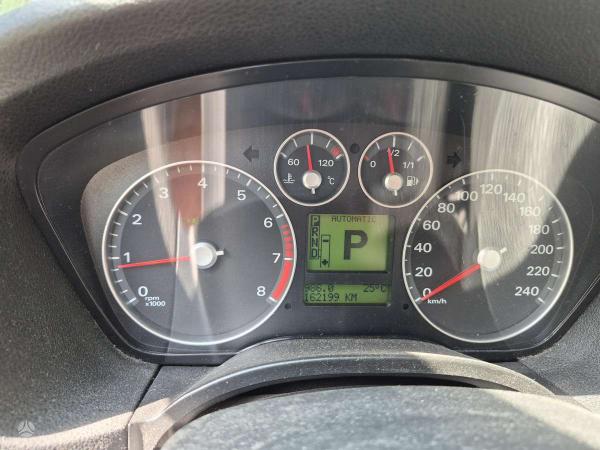 Blue Ford Focus 2007 in Kaunas, with an engine capacity of 1.60 L and mileage of 160 thousand km for 1200 €, photo 10 on AUTOMOTO.COM.LV