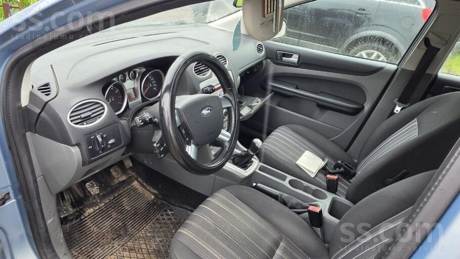 Zils Ford Focus 2009 Liepāja, ar dzinēja tilpumu 1.60 L un nobraukumu 174 tūkst. km par 1250 €, foto 5 vietnē AUTOMOTO.COM.LV