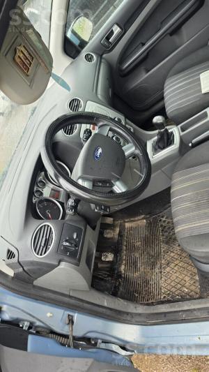 Zils Ford Focus 2009 Liepāja, ar dzinēja tilpumu 1.60 L un nobraukumu 174 tūkst. km par 1250 €, foto 7 vietnē AUTOMOTO.COM.LV