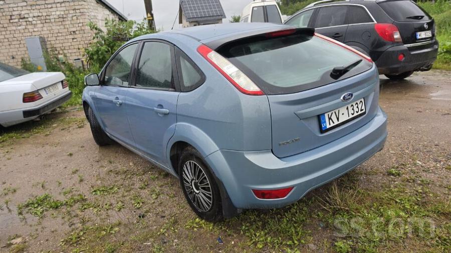Zils Ford Focus 2009 Liepāja, ar dzinēja tilpumu 1.60 L un nobraukumu 174 tūkst. km par 1250 €, foto 9 vietnē AUTOMOTO.COM.LV