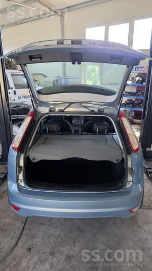 Zils Ford Focus 2009 Liepāja, ar dzinēja tilpumu 1.60 L un nobraukumu 174 tūkst. km par 1250 €, foto 18 vietnē AUTOMOTO.COM.LV