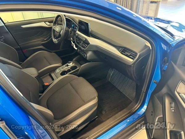 Blue Ford Focus 2019 in Parnu, with an engine capacity of 1.50 L and mileage of 88 thousand km for 12900 €, photo 10 on AUTOMOTO.COM.LV