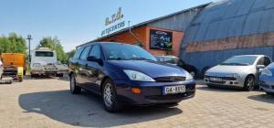 Blue Ford Focus 2001 in Valmiera, with an engine capacity of 1.80 L and mileage of 438 thousand km for 950 €, photo  on AUTOMOTO.COM.LV
