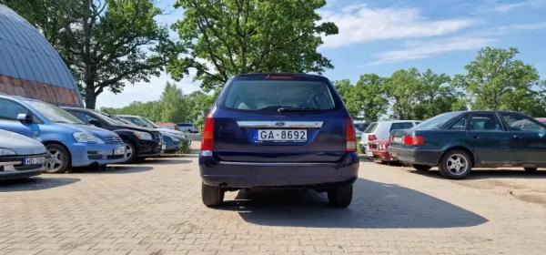 Zils Ford Focus 2001 Valmiera, ar dzinēja tilpumu 1.80 L un nobraukumu 438 tūkst. km par 950 €, foto 4 vietnē AUTOMOTO.COM.LV