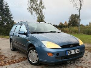 Blue Ford Focus 2001 in Cesis, with an engine capacity of 1.80 L and mileage of 440 thousand km for 940 €, photo 3 on AUTOMOTO.COM.LV