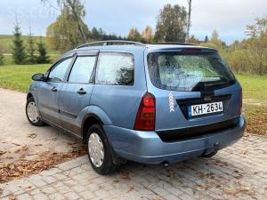 Blue Ford Focus 2001 in Cesis, with an engine capacity of 1.80 L and mileage of 440 thousand km for 940 €, photo 4 on AUTOMOTO.COM.LV