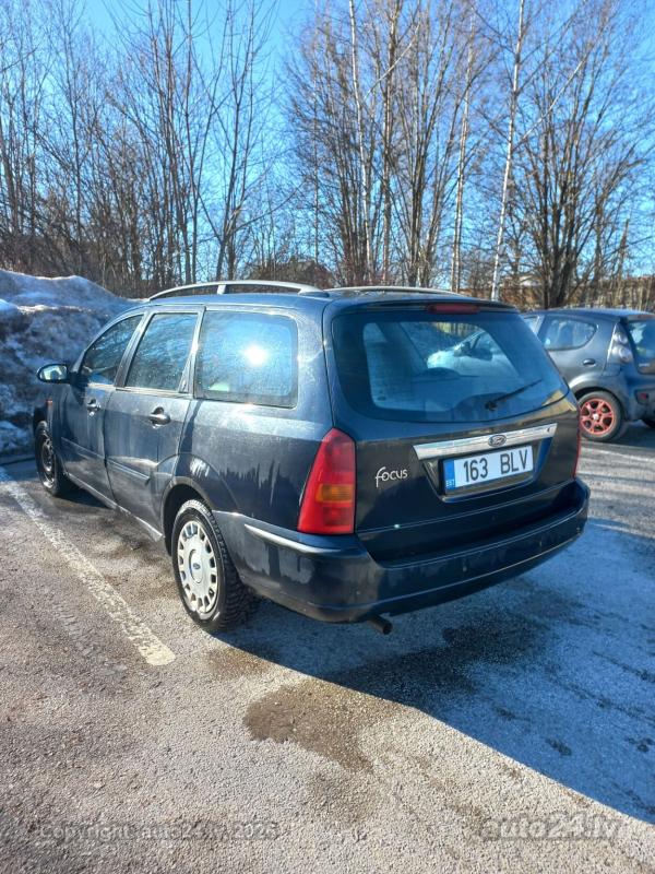 Blue Ford Focus 2004 in Tallinn, with an engine capacity of 1.60 L and mileage of 250 thousand km for 1350 €, photo 2 on AUTOMOTO.COM.LV