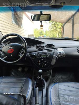 Blue Ford Focus 2005 in Rezekne, with an engine capacity of 1.80 L and mileage of 309 thousand km for 900 €, photo 4 on AUTOMOTO.COM.LV