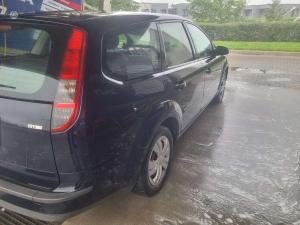 Blue Ford Focus 2005 in Kaunas, with an engine capacity of 1.56 L and mileage of 368 thousand km for 350 €, photo 3 on AUTOMOTO.COM.LV