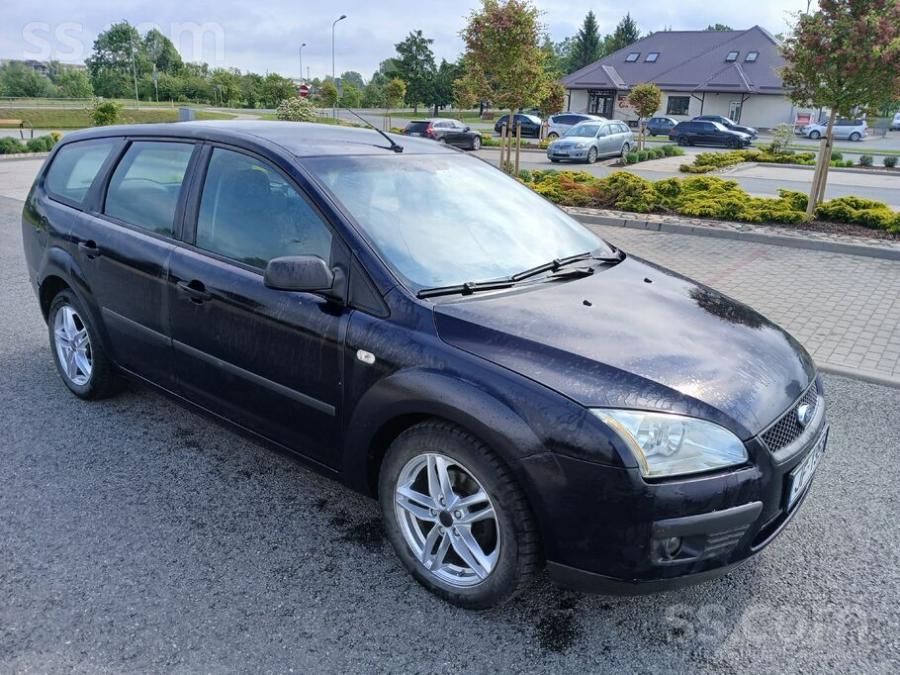 Blue Ford Focus 2006 in Bauska, with an engine capacity of 1.60 L and mileage of 140 thousand km for 950 €, photo 1 on AUTOMOTO.COM.LV