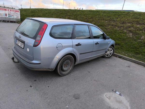 Zils Ford Focus 2006 Klaipėda, ar dzinēja tilpumu 2.00 L un nobraukumu 254 tūkst. km par 550 €, foto 3 vietnē AUTOMOTO.COM.LV