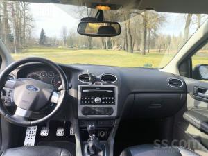 Zils Ford Focus 2006 Valmiera, ar dzinēja tilpumu 2.00 L un nobraukumu 316 tūkst. km par 2100 €, foto 13 vietnē AUTOMOTO.COM.LV