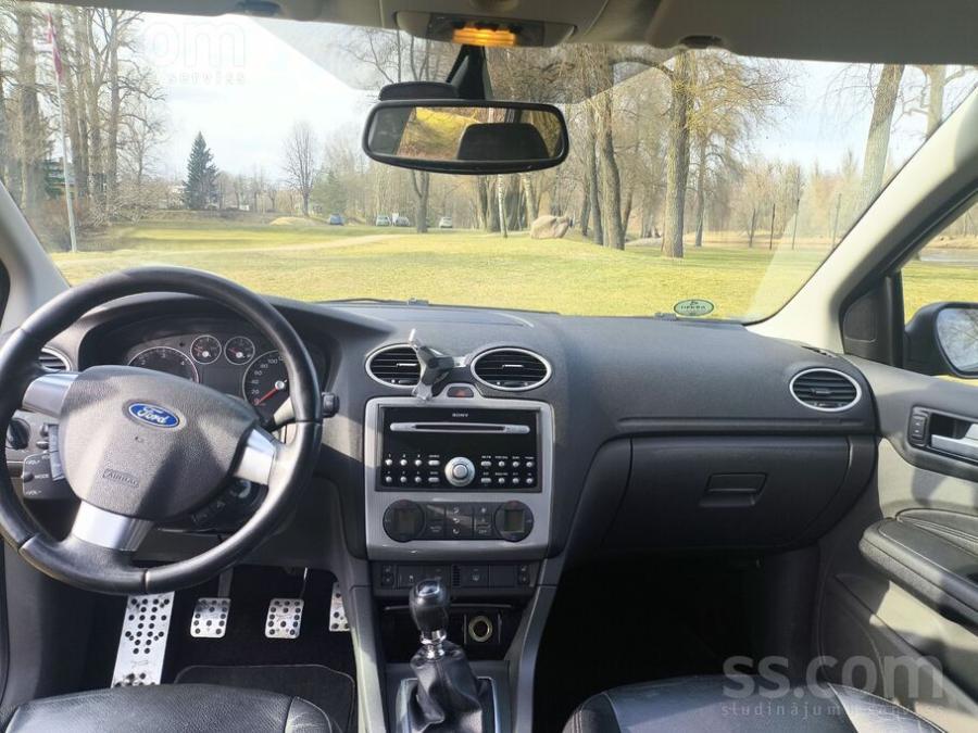 Zils Ford Focus 2006 Valmiera, ar dzinēja tilpumu 2.00 L un nobraukumu 316 tūkst. km par 2100 €, foto 13 vietnē AUTOMOTO.COM.LV
