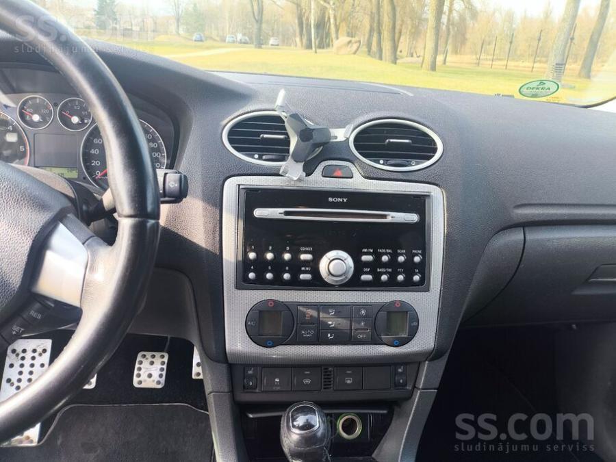 Zils Ford Focus 2006 Valmiera, ar dzinēja tilpumu 2.00 L un nobraukumu 316 tūkst. km par 2100 €, foto 15 vietnē AUTOMOTO.COM.LV