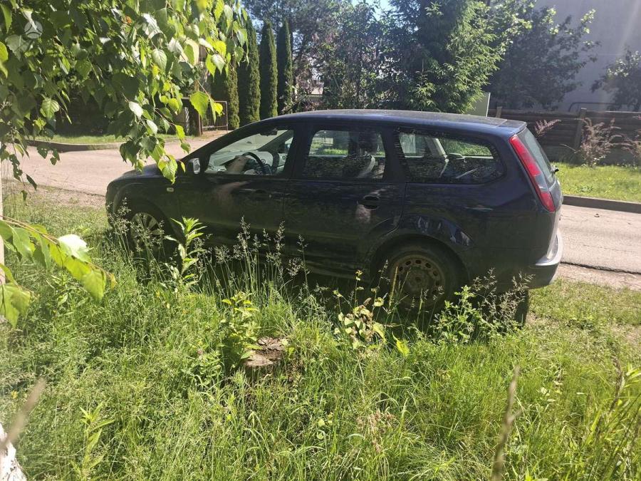 Zils Ford Focus 2006 Klaipėda, ar dzinēja tilpumu 1.56 L un nobraukumu 200 tūkst. km par 400 €, foto 4 vietnē AUTOMOTO.COM.LV