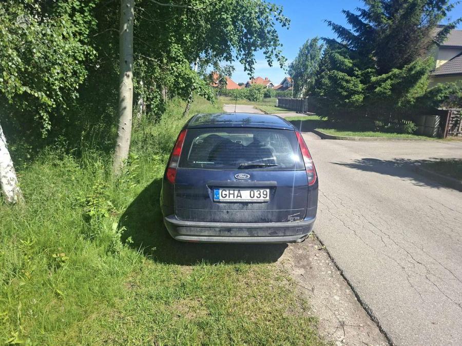 Zils Ford Focus 2006 Klaipėda, ar dzinēja tilpumu 1.56 L un nobraukumu 200 tūkst. km par 400 €, foto 6 vietnē AUTOMOTO.COM.LV