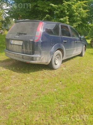 Blue Ford Focus 2006 in Saldus, with an engine capacity of 1.60 L and mileage of 323 thousand km for 600 €, photo 4 on AUTOMOTO.COM.LV