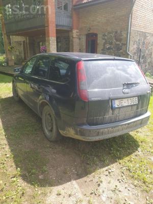 Blue Ford Focus 2006 in Saldus, with an engine capacity of 1.60 L and mileage of 323 thousand km for 600 €, photo 5 on AUTOMOTO.COM.LV