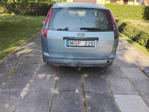 Blue Ford Focus 2006 in Vilnius, with an engine capacity of 1.60 L and mileage of 320 thousand km for 1300 €, photo 5 on AUTOMOTO.COM.LV