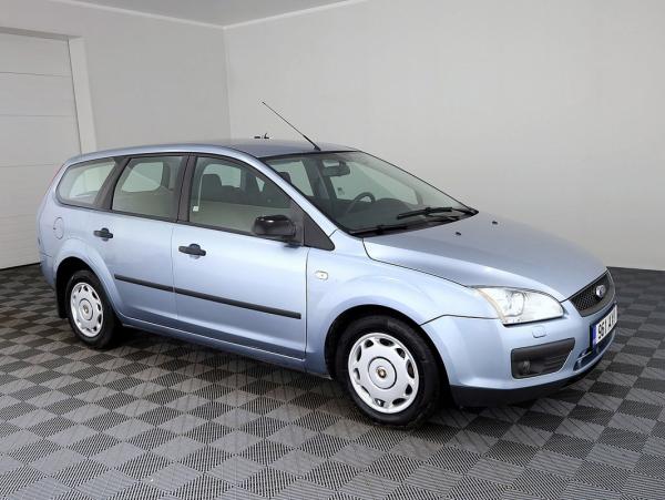 Blue Ford Focus 2006 in Tallinn, with an engine capacity of 1.60 L and mileage of 178 thousand km for 1299 €, photo 1 on AUTOMOTO.COM.LV