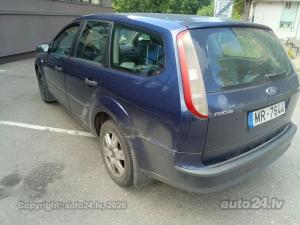 Zils Ford Focus 2006 Rīga, ar dzinēja tilpumu 1.60 L un nobraukumu 400 tūkst. km par 1100 €, foto 3 vietnē AUTOMOTO.COM.LV