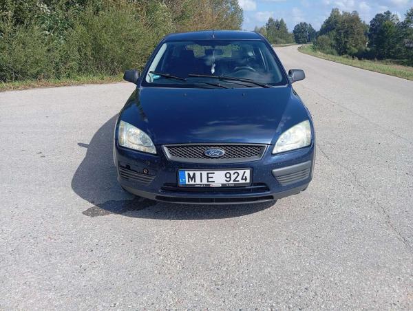 Zils Ford Focus 2006 Jonava, ar dzinēja tilpumu 2.00 L un nobraukumu 259 tūkst. km par 1000 €, foto 5 vietnē AUTOMOTO.COM.LV