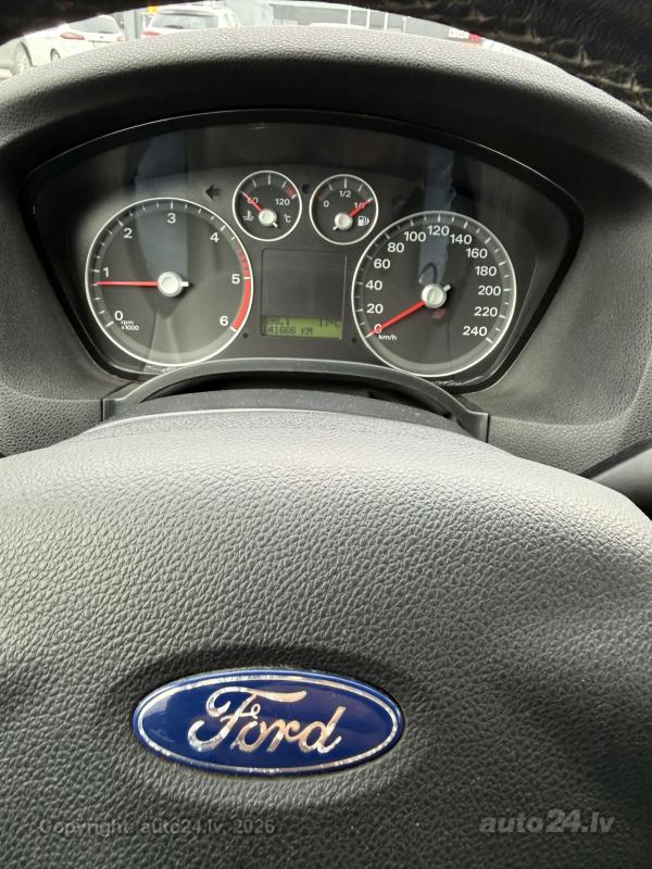Ford Focus 2006 Tallina vietnē Zils Ford Focus 2006 Tallina, ar dzinēja tilpumu 1.60 L un nobraukumu 142 tūkst. km par 1600 €, foto 7 vietnē AUTOMOTO.COM.LV