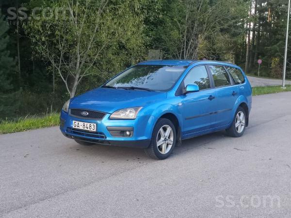 Blue Ford Focus 2006 in Madona, with an engine capacity of 1.60 L and mileage of 203 thousand km for 1300 €, photo 3 on AUTOMOTO.COM.LV