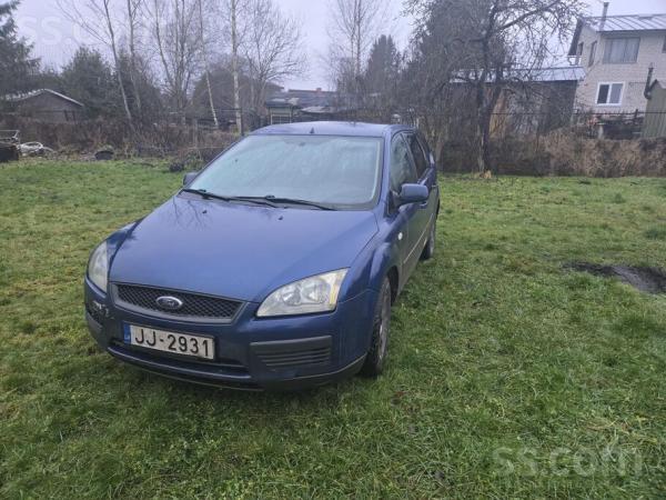 Blue Ford Focus 2007 in Riga, with an engine capacity of 1.60 L and mileage of 0 thousand km for 390 €, photo 1 on AUTOMOTO.COM.LV